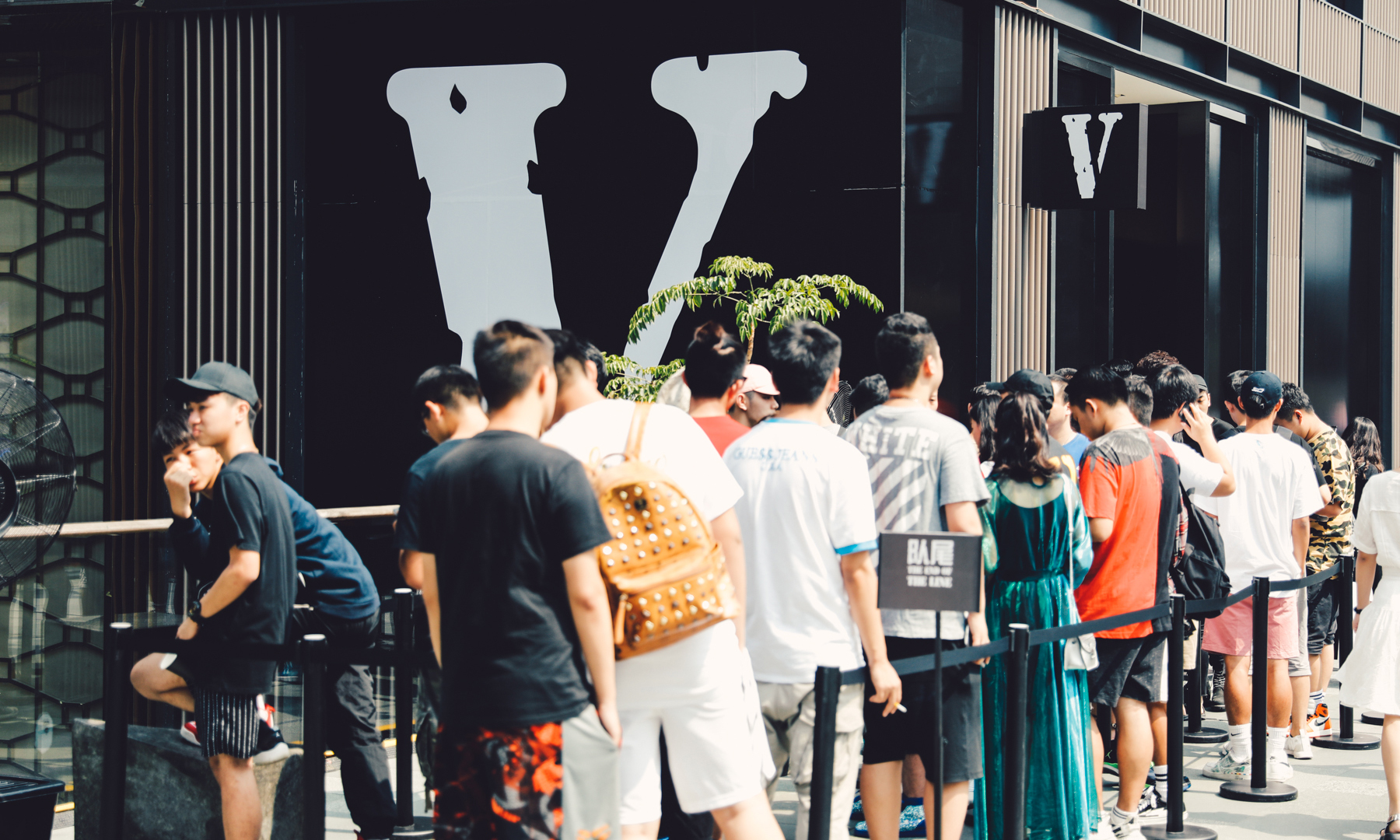 这才是 VLONE 中国 POP-UP 的正确玩法 – NOWRE现客