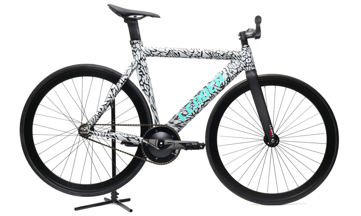 爆裂纹再现，atmos x LEADER BIKES 合作限量自行车公布 – NOWRE现客