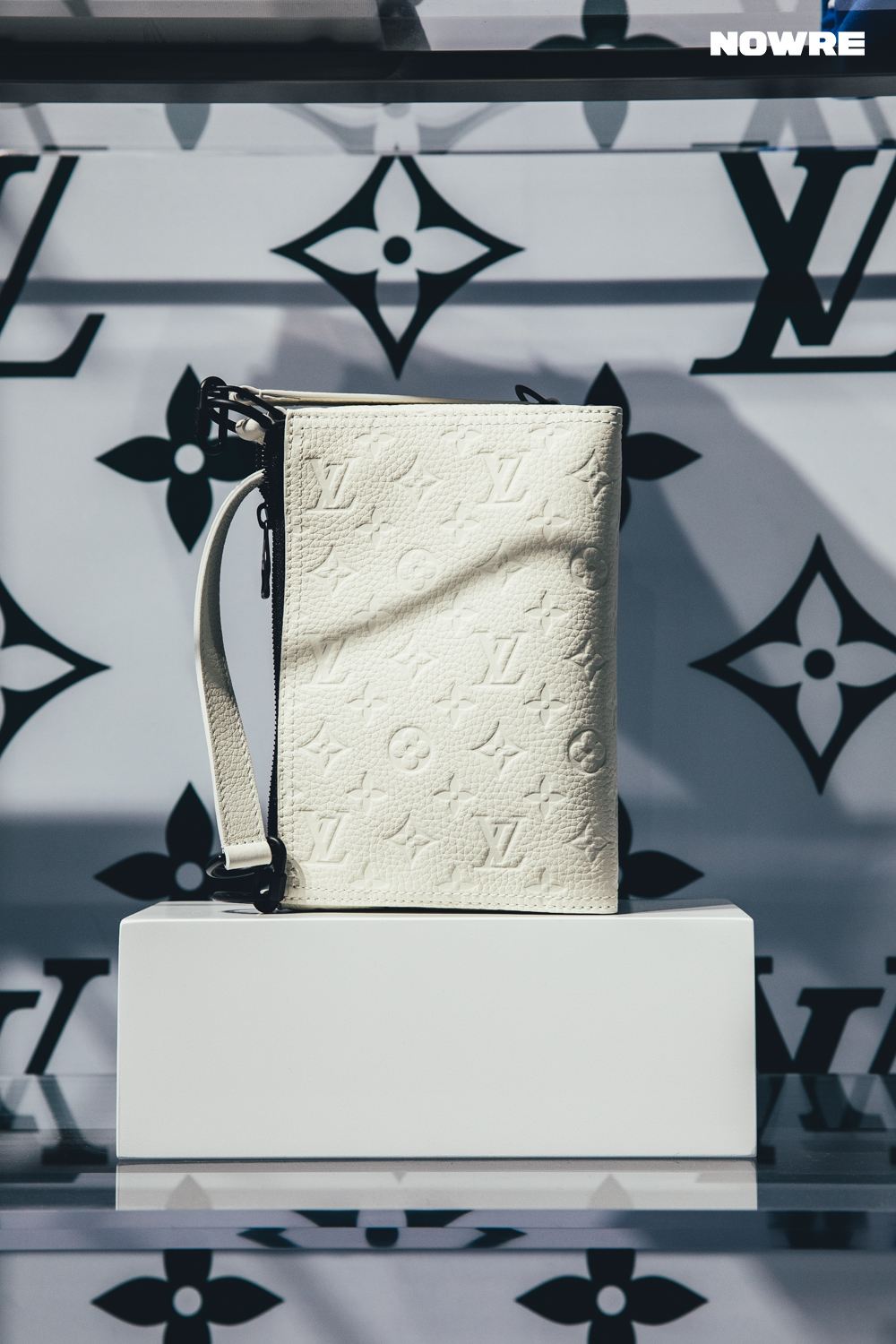 以 27 张图带你领略LV上海限时店的浪漫 – NOWRE现客