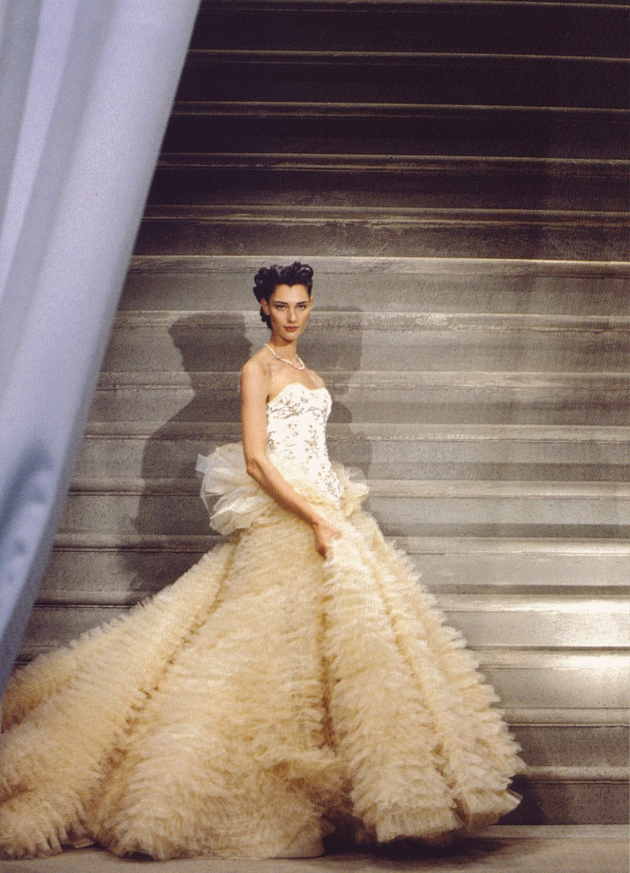 CHRISTIAN DIOR 1997 春夏高定系列 — 为优雅而生 – NOWRE现客