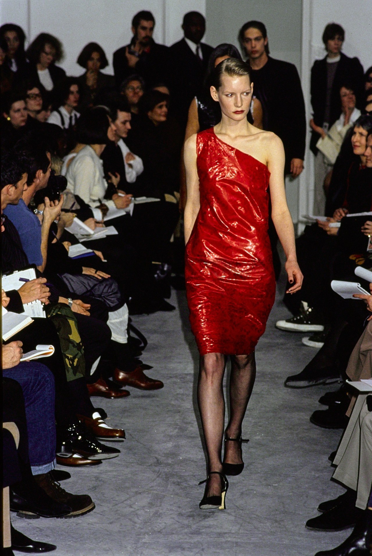 Helmut Lang 1998 秋冬：一场领先行业 22 年的伟大系列 – NOWRE现客