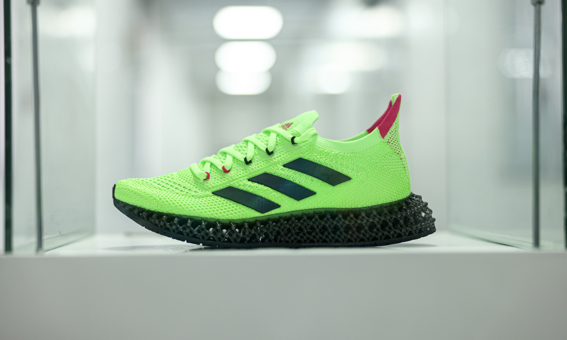 有人让我「找个厂上班」，我还真去了 adidas 苏州工厂 – NOWRE现客