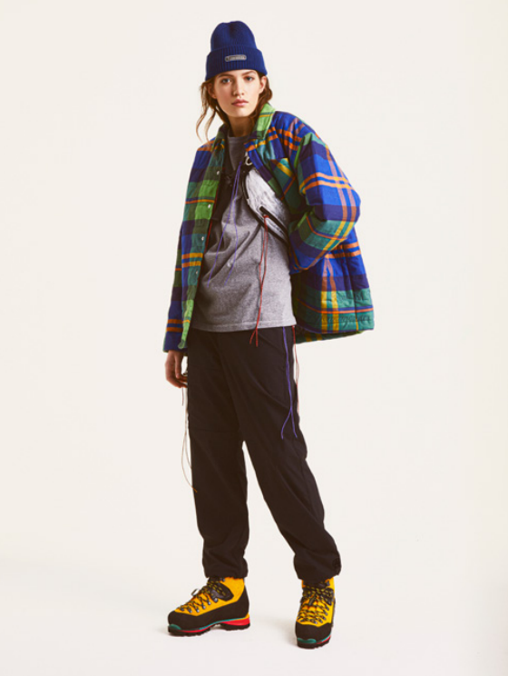 施工围挡变身装置艺术，PeakPerformance 的中国首店就玩这么大？ – NOWRE现客