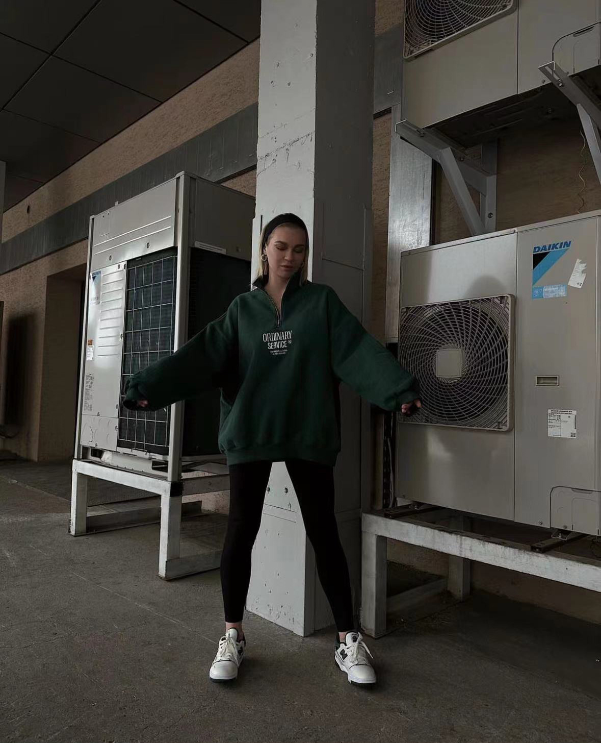 与 adidas 合作的 Sporty & Rich 彻底火起来了？ – NOWRE现客