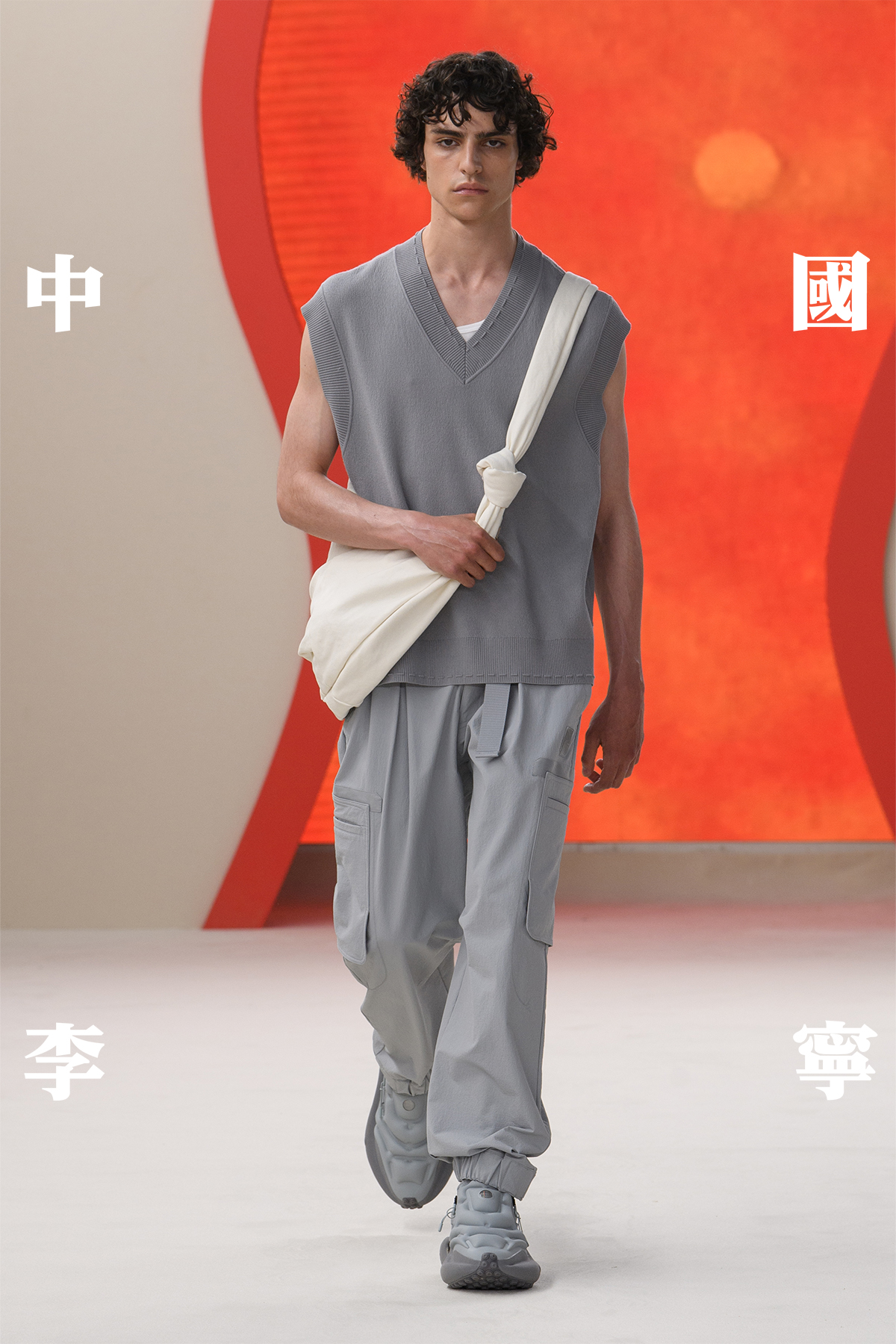 方寸内外，皆为天地：中国李宁的叙事新篇 – NOWRE现客